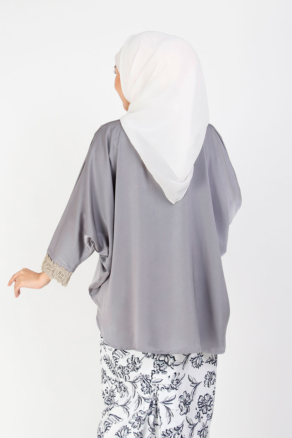 Dewi Plain Batwing Blouse Grey - Jasmina