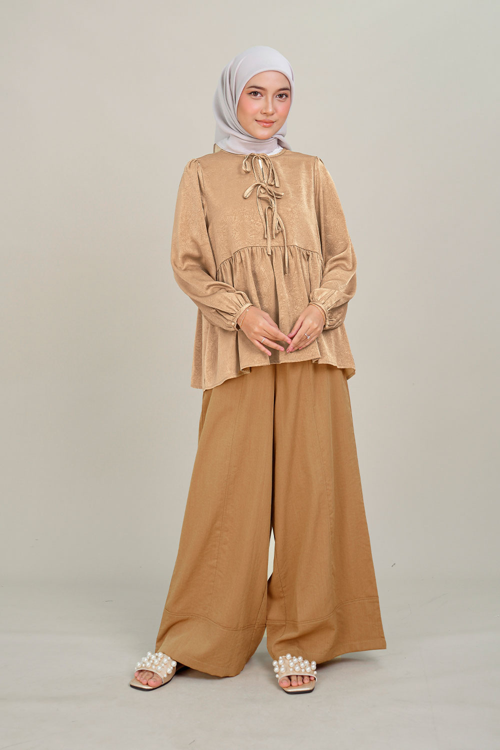 Jane Ruffle Top Latte - Jasmina